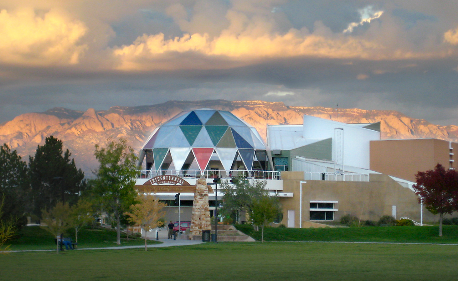 Explora - Best Western Plus Rio Grande Inn Albuquerque Hotel